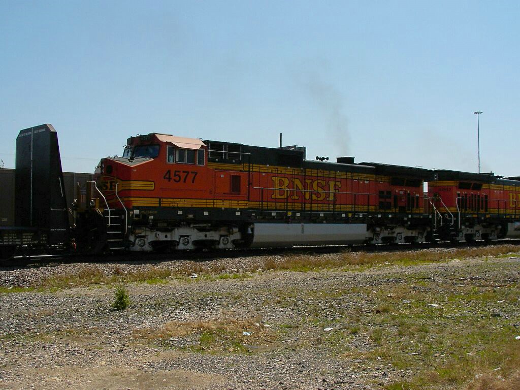 BNSF 4577